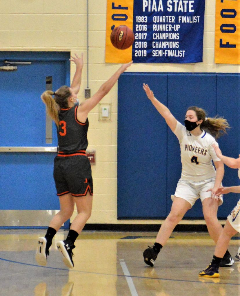 Lady Pioneers get back on winning track - Herald-Standard